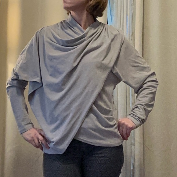 Exclusive Apparel | Tops | Exclusive Apparel Gray Soft Fleecy Pullover Drapewrap Shirt Size S ...